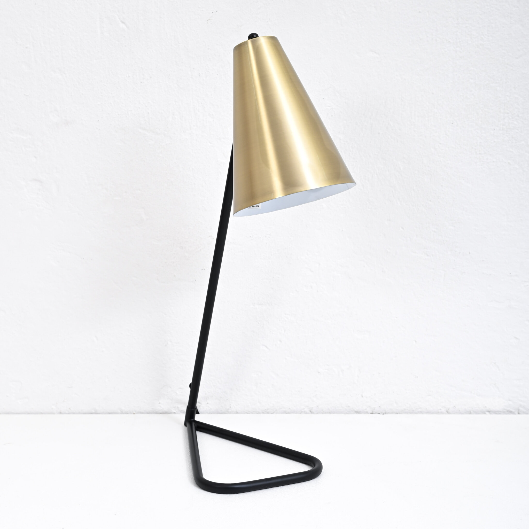 Kingsley Desk Lamp | Incanda Furniture