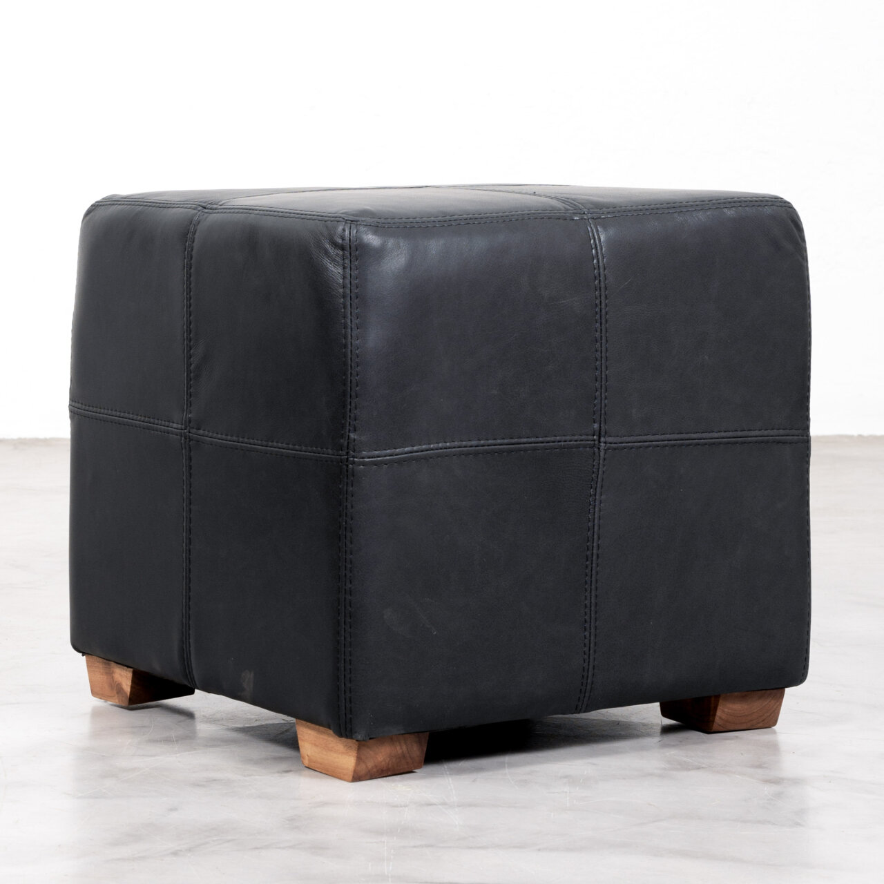 Ottomans | Incanda Furniture
